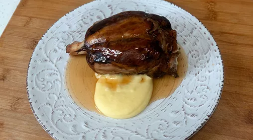 IKEA Tenerife - Codillo en salsa de manzana y arándanos